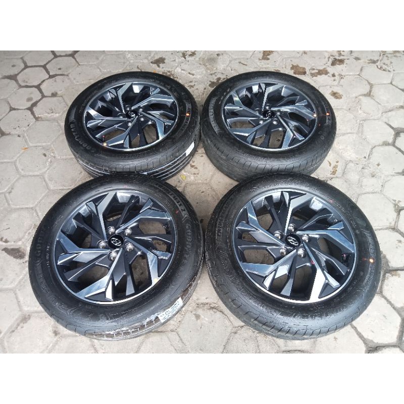 Jual Velg bekas Mobil Hyundai creta Ring 17+ban good year 215 60 R17 ...