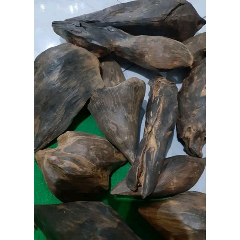Jual kayu galih gaharu super istimewa padat galih wangi berat 1kg ...