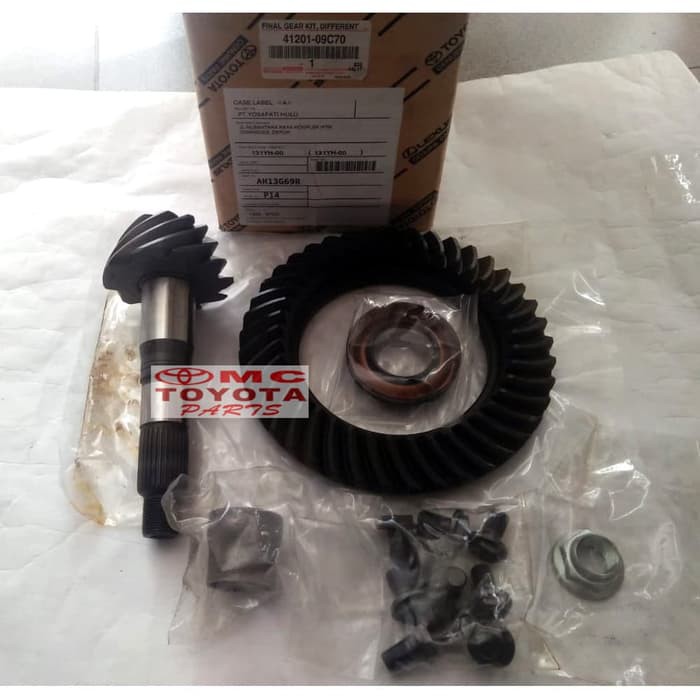 Jual Final Gear Kit Differential Front New Fortuner Hilux 41201-09C70 ...