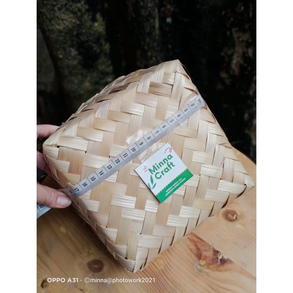 Jual Besek Bambu Anyaman Per Pasang Size 15x15x8cm Besek Bambu Natural ...