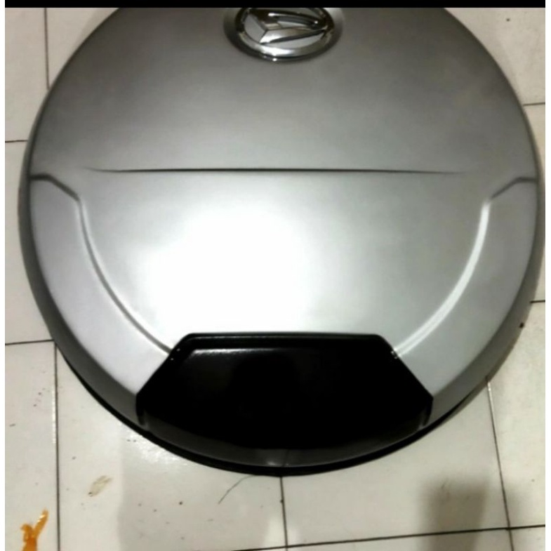 Jual cover tutup ban serep terios rush original ready stock | Shopee ...