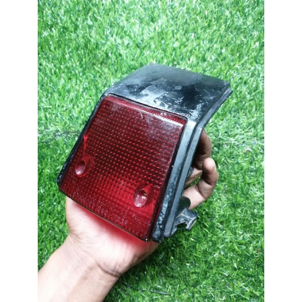 Jual lampu belakang stoplamp suzuki rgr sprinter rgr sprinter original ...