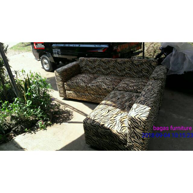 Jual Sofa motif macan bisa custom | Shopee Indonesia