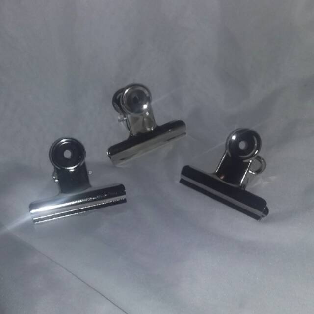 Jual Bulldog clip Penjepit Topi Kertas Dan lain lainnya | Shopee Indonesia