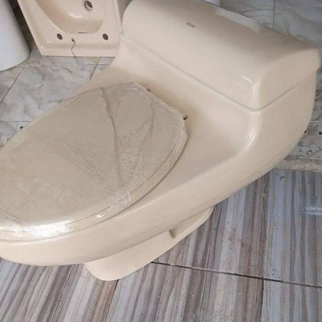 Jual Closet duduk Toto cw 436 warna coklat muda gratis ongkir ...