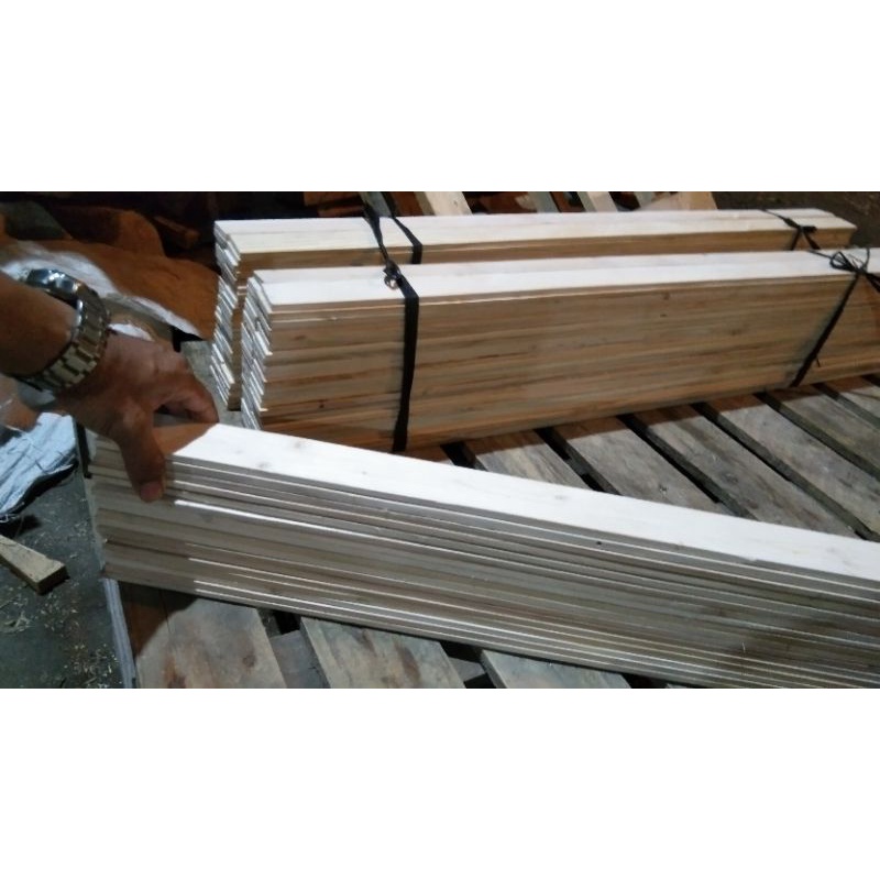 Jual kayu Lis strip/stik sebetan tipis 5mm x 5cm x 100 | Shopee Indonesia