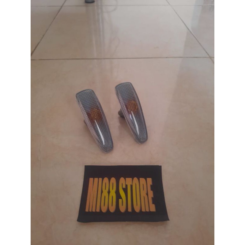 Jual Lampu Sen Samping Fender Side Lamp 2pc Mitsubishi Mirage , Lancer ...