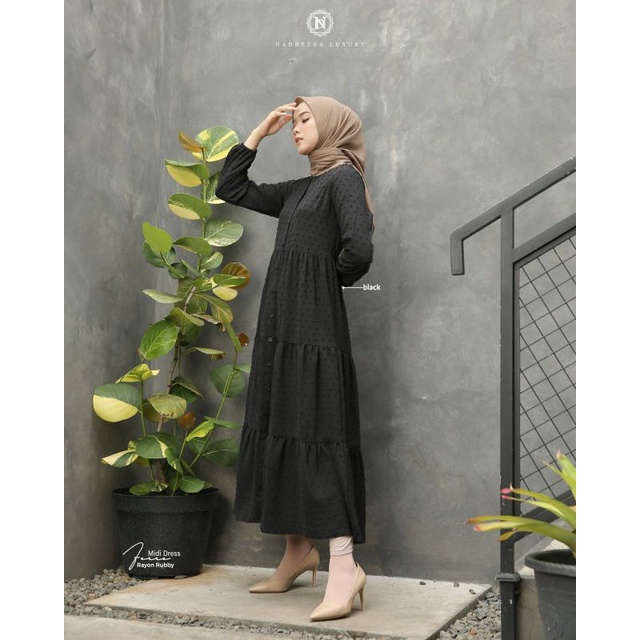 Jual Ferre midi dress Nadheera Luxury | Shopee Indonesia