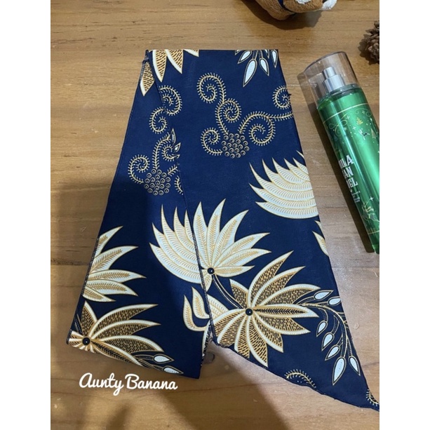Jual Aunty Banana Scarf Syal Batik Dasi / Oleh Oleh Khas Indonesia ...