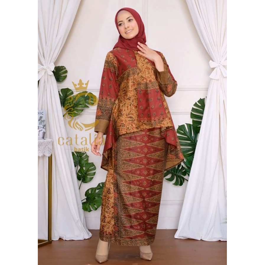 Jual Catalia Batik - NISYA Maroon Series 1 SET BATIK | Shopee Indonesia