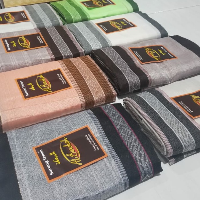 Jual SARUNG TENUN DOBY UKURAN DEWASA KEMASAN DUS | Shopee Indonesia