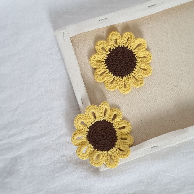 Jual sunflower crochet coaster | tatakan gelas rajut bunga matahari ...