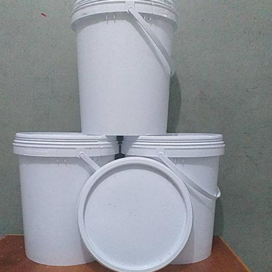 Jual Ember bekas cat 25kg putih polos ,. | Shopee Indonesia