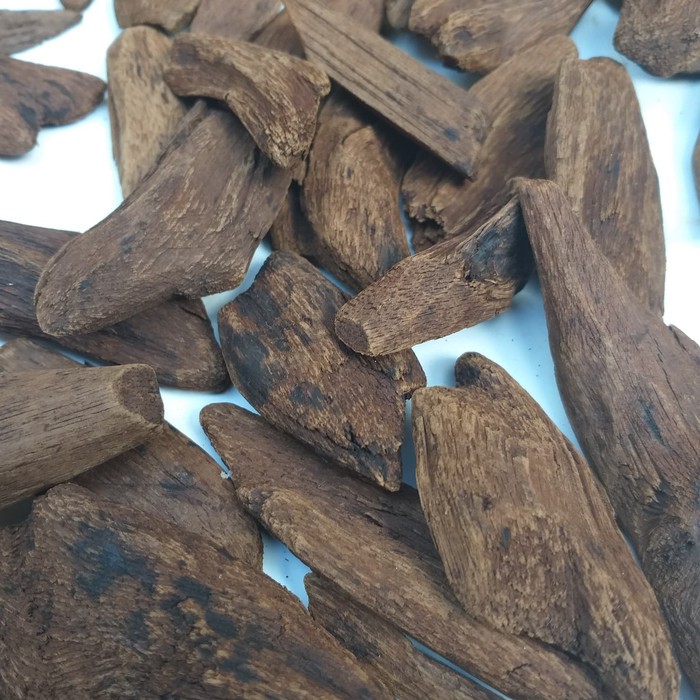 Jual original Kayu Gaharu Merauke Papua Bahan Tua Wangi asli berguna 10 ...