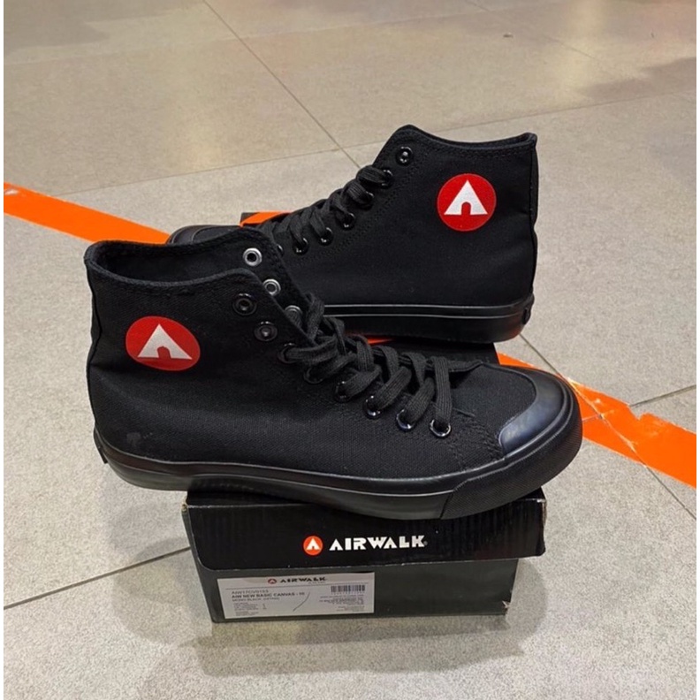 Jual airwalk basic canvas sepatu full black basic | Shopee Indonesia