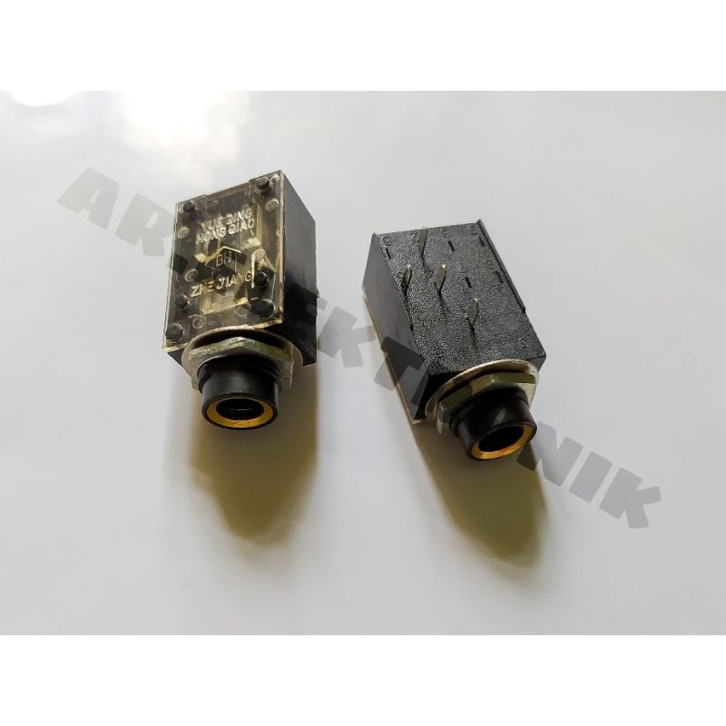Jual Socket Mic Mono Transparan 4 Kaki || Socket Mic Mono (harga satuan ...