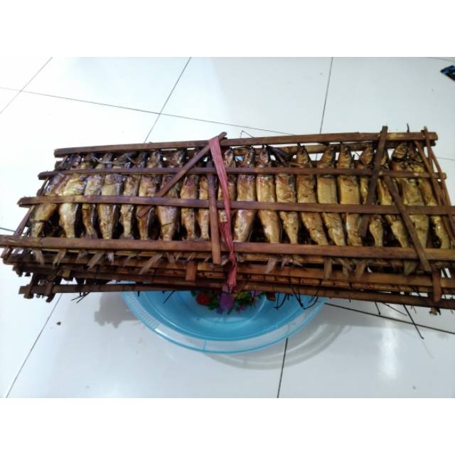 Jual Ikan Roa asap 1 gepe (isi 20 ekor) | Shopee Indonesia