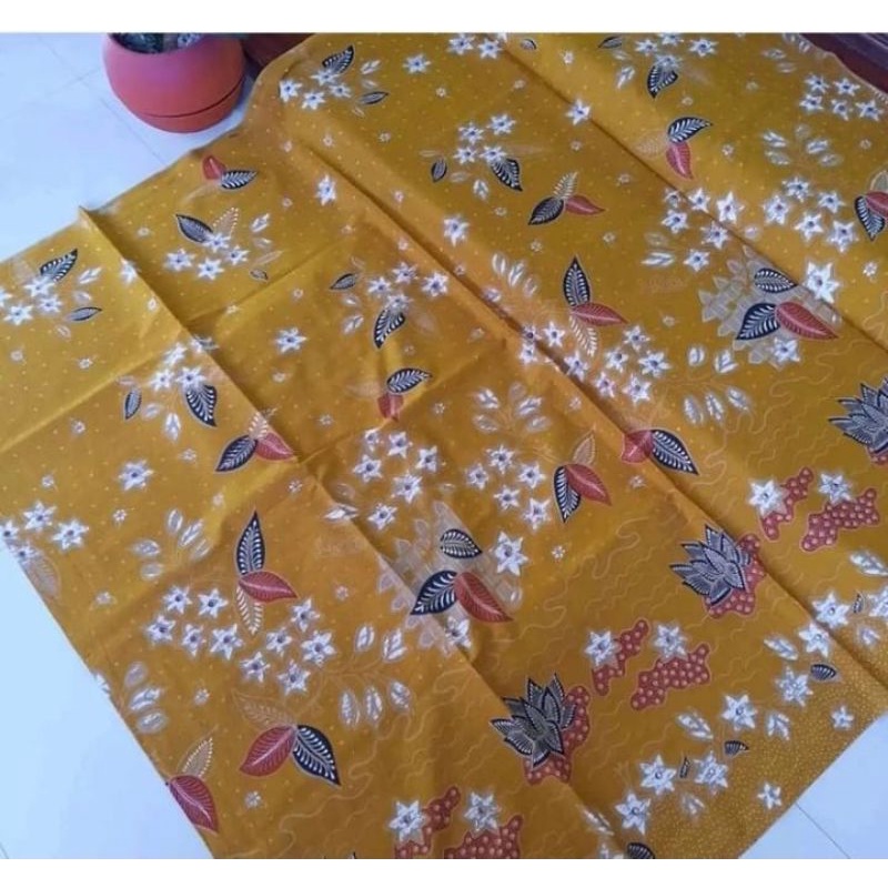 Jual 15 Motif kain motif pohon / batik sragen / batik solo / kain batik ...