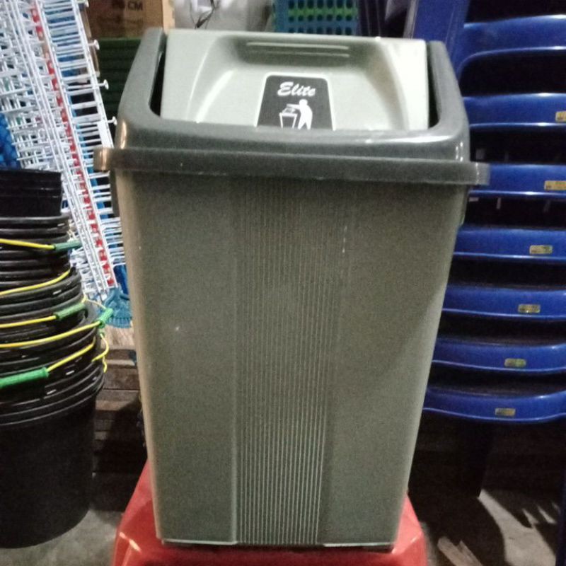 Jual Tempat sampah tutup 10 ltr silver | Shopee Indonesia