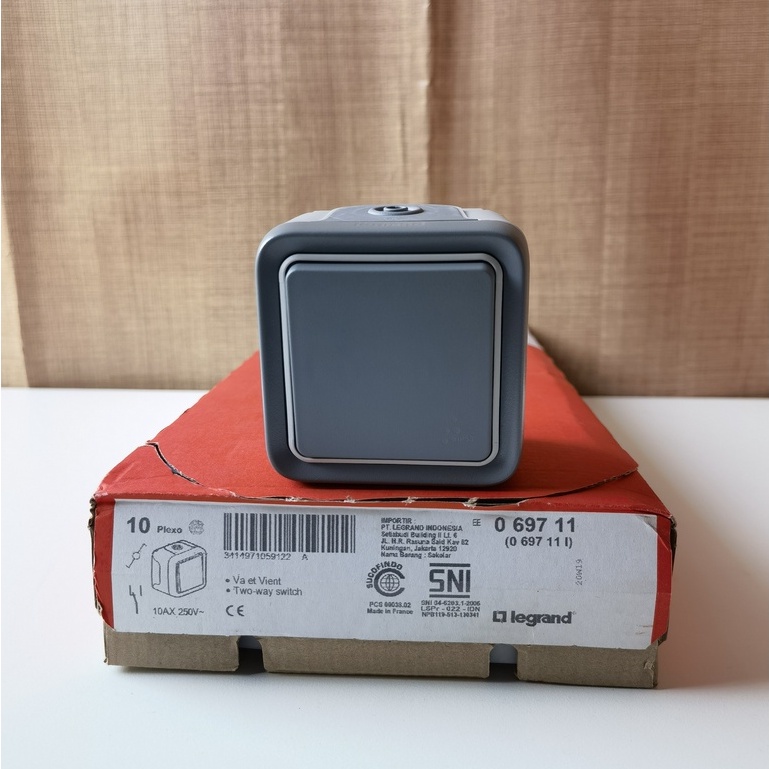 Jual Legrand Plexo Saklar Switch Engkel Outbow 10A Grey (LG-069711 ...