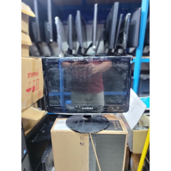 Jual MONITOR 16 INCH WIDE SCREEN MULUS | Shopee Indonesia
