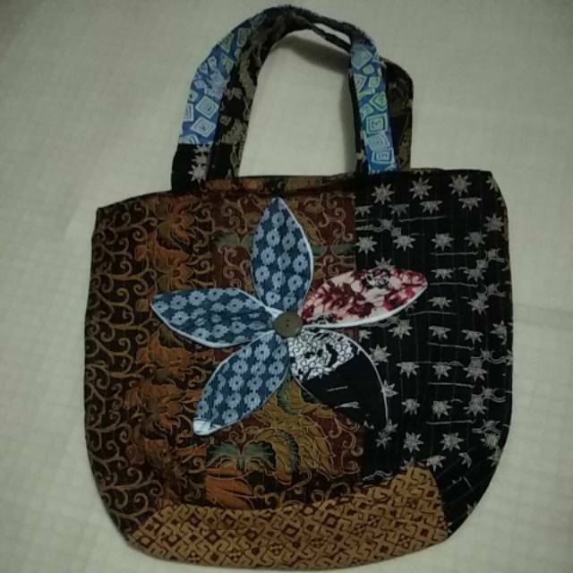 Jual Tas batik perca khas Yogya ( belum pernah dipakai ) | Shopee Indonesia