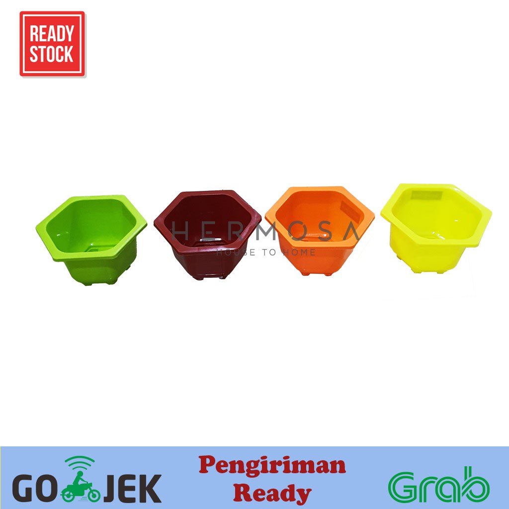 Jual Pot Kecil Kotak Plastik Untuk Kaktus, Tillandsia, Lidah mertua ...