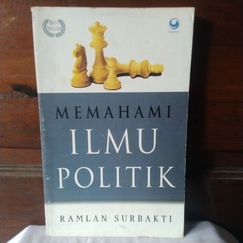 Jual MEMAHAMI ILMU POLITIK oleh RAMLAN SURBAKTI | Shopee Indonesia