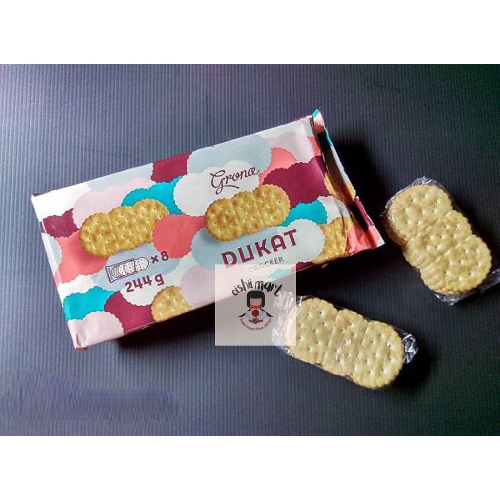 Jual Grona Dukat Crackers / snack impor / biskuit impor / snack ...