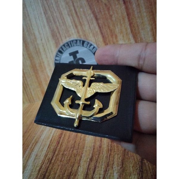 Jual Emblem baret kopassus / baret pin emblem logo kopassus / emblem ...