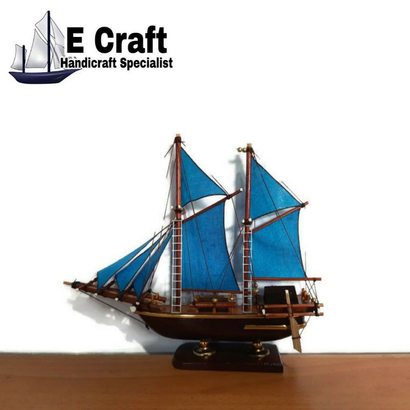 Jual Miniatur Kapal Pinisi Layar Biru 25 CM + Packing | Shopee Indonesia