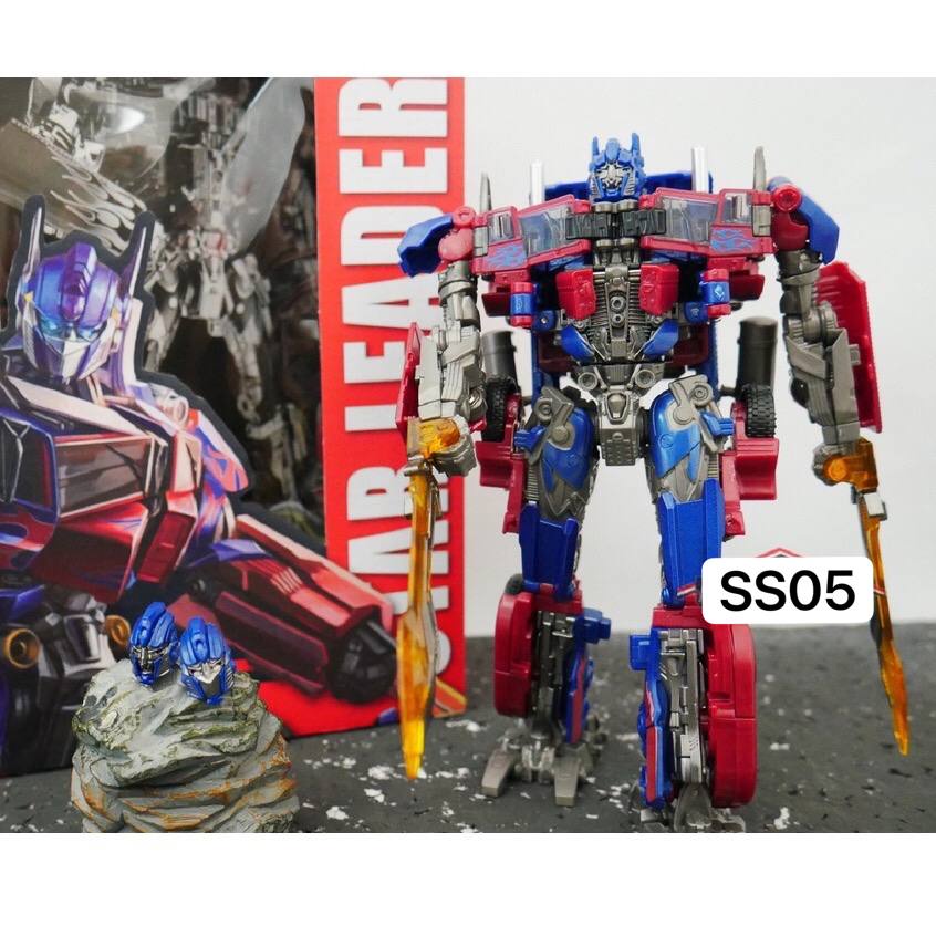 Jual Robot Transformers Deformation Optimus Prime Star Leader | Shopee ...