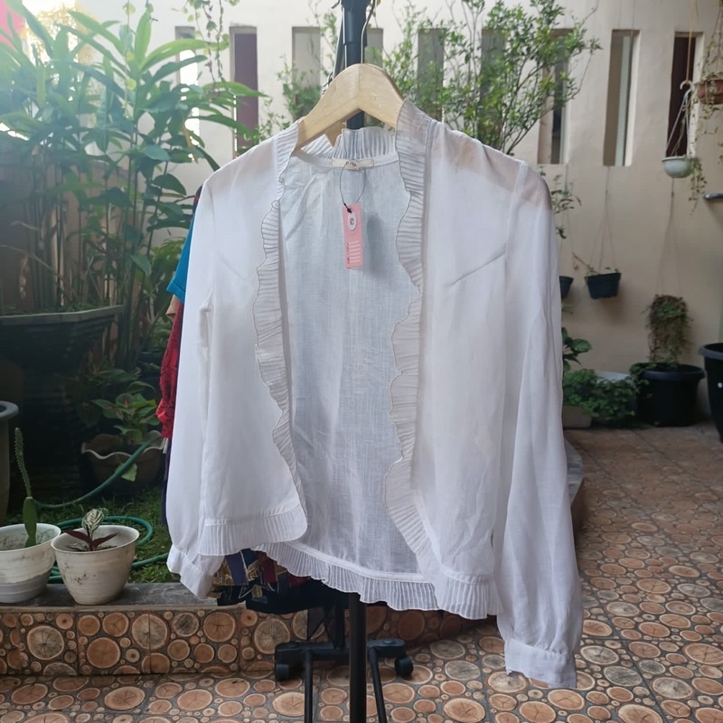 Jual Outer Putih Polos Tepi Bunga . transparan | Shopee Indonesia
