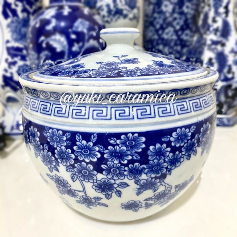 Jual Blue and White Porcelain Jar with Lid / turen sup keramik biru ...