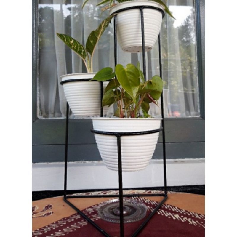 Jual rak pot besi 3 lubang / rak pot besi alas segitiga /rak pot murah ...