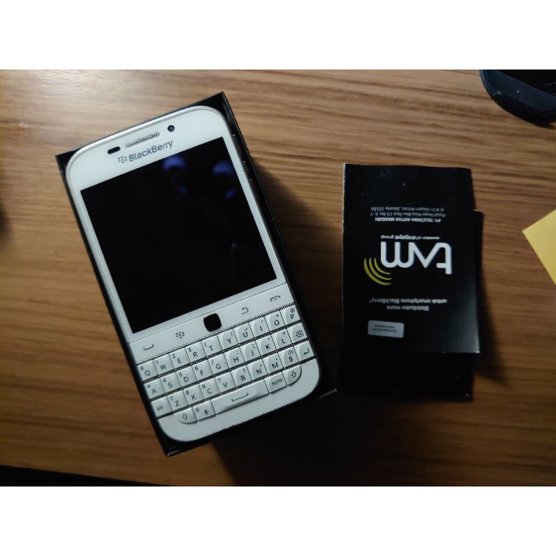 Jual Blackberry q20 classic | Shopee Indonesia