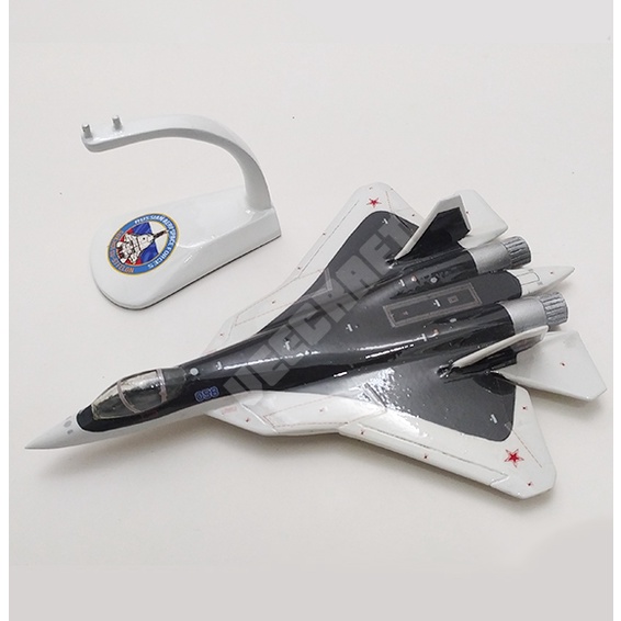 Jual Miniatur Pesawat SU-57 Felon Diecast Aircraft SU57 Scale 1:100 ...