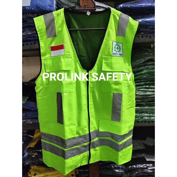 Jual ROMPI SAFETY HIJAU STABILO BAHAN DRILL BERLOGO K3 BENDERA PAKAI ...