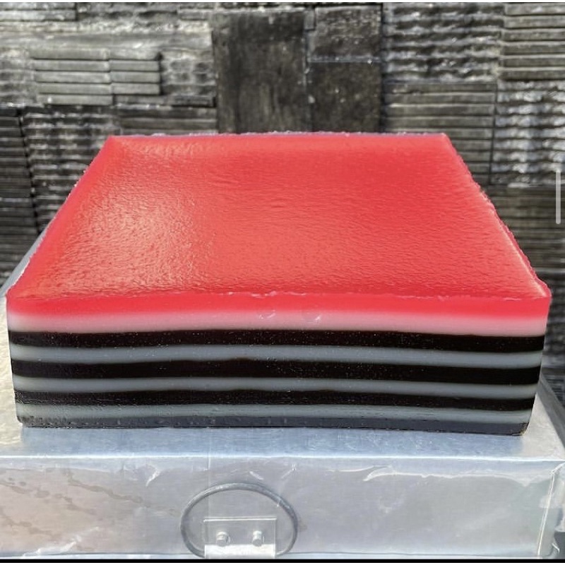 Jual lapis sagu coklat khas bangka 20x20cm | Shopee Indonesia