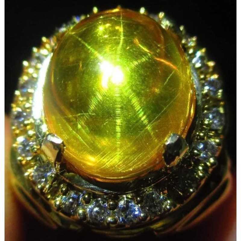 Jual yellow sapphire star bangkok top 6 Ray star Tajam crystal HQ ...