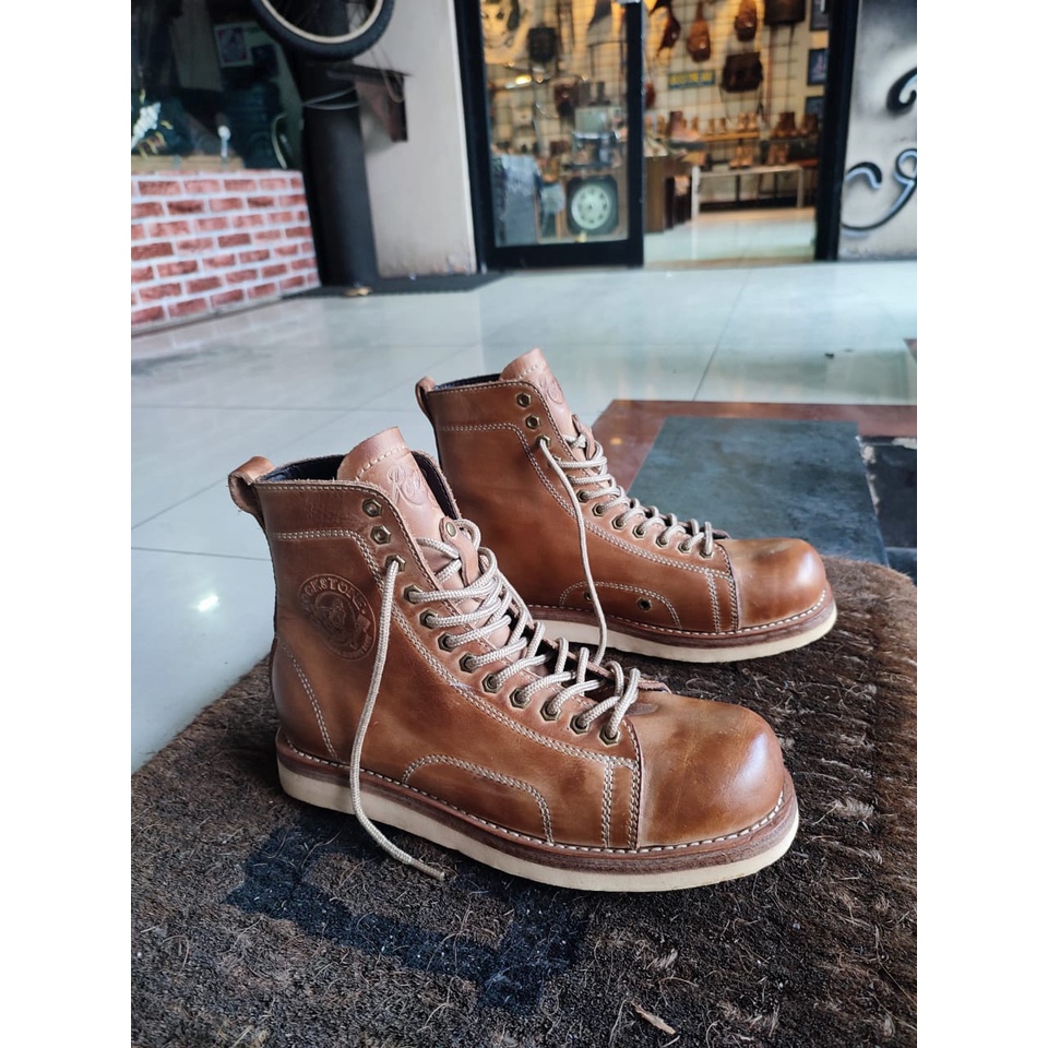 Jual Sepatu Sepatu boot Sepatu boots Rockstone Boots slither beige R700 ...