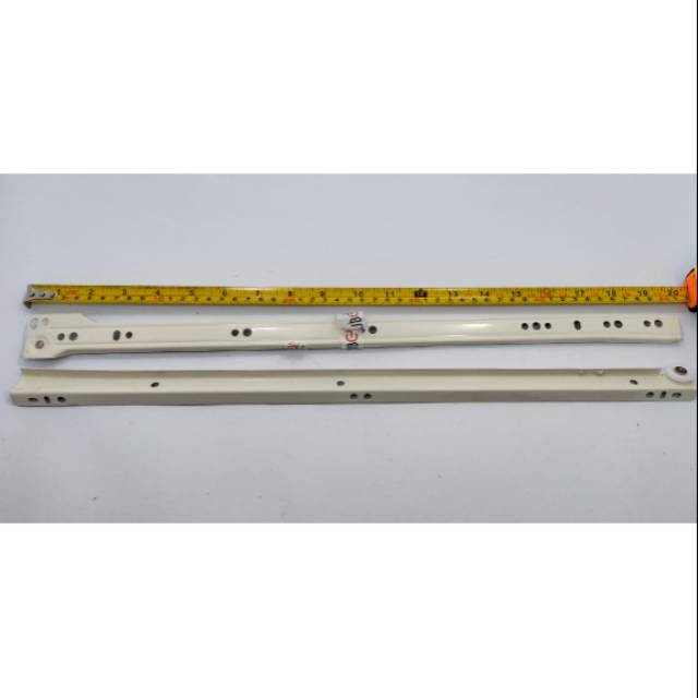 Jual REL LACI LEMARI 50CM / RELL LACI BESI HARGA 1PASANG/RELL LACI 50 ...