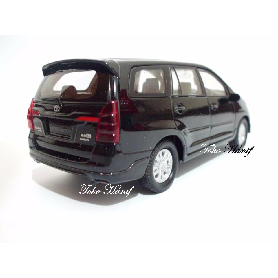 Jual Diecast Miniatur Replika Toyota Kijang Innova hitam | Shopee Indonesia
