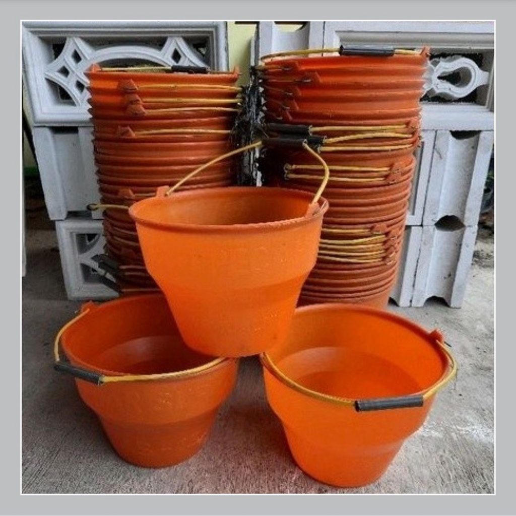Jual Ember Plastik Orange | Ember Cor Anti Pecah | Ember Bangunan KECIL ...