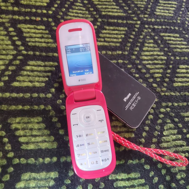 Jual Samsung Flip Duos (Merah) | Shopee Indonesia
