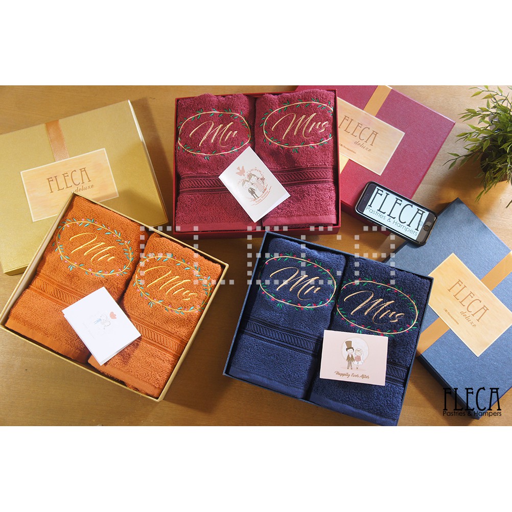 Jual KADO PERNIKAHAN READY HANDUK BORDIR COUPLE WEDDING HAMPERS ...