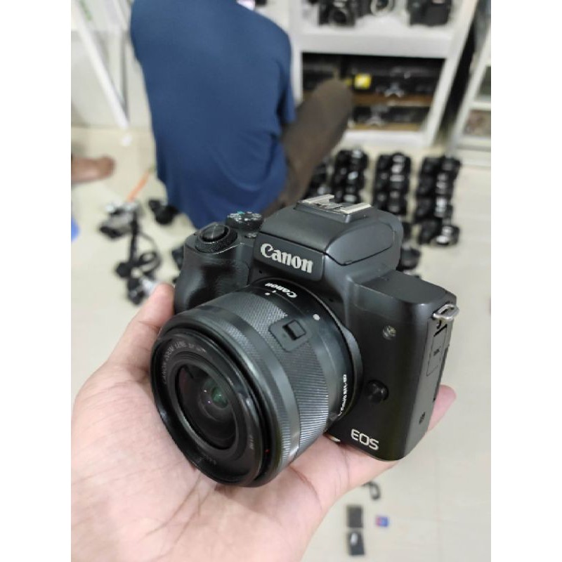 Jual CANON M50 Lensa Kit 15-45mm F3.5 Kamera Mirrorless | Shopee Indonesia