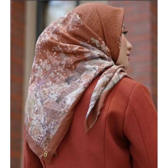 Jual Buttonscarves New York Reborn Series in West Village | Shopee ...
