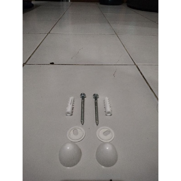 Jual Baut kaki closet duduk / topi baut closet duduk | Shopee Indonesia