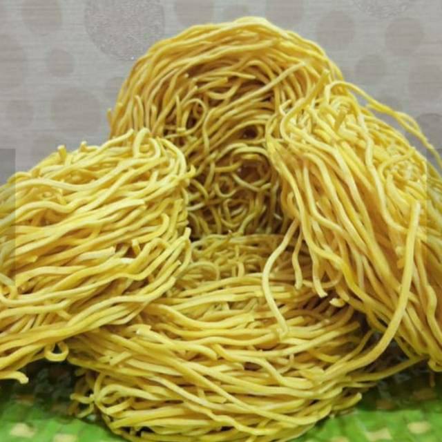 Jual Mie Kuning bulat 1kg Oleh Oleh Asli Cemilan Payakumbuh Padang ...